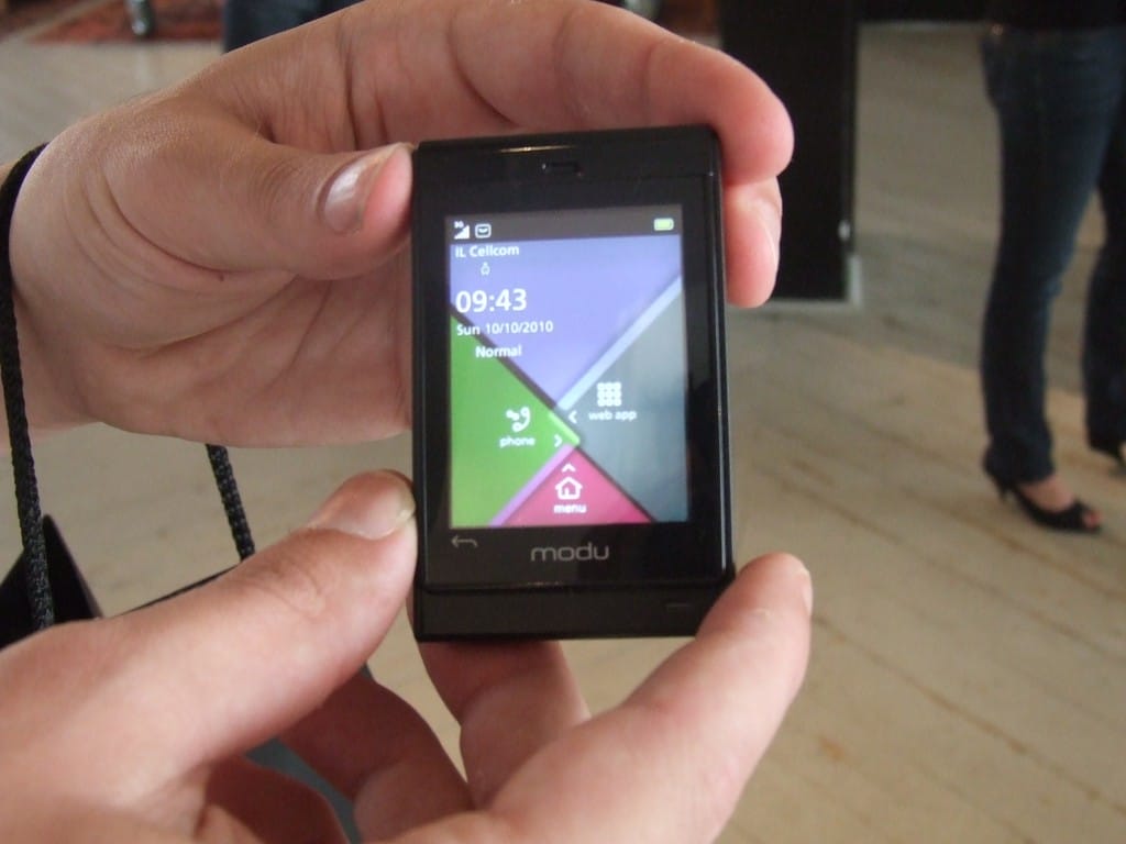 וידאו: דייט ראשון עם Modu-T | גיקטיים