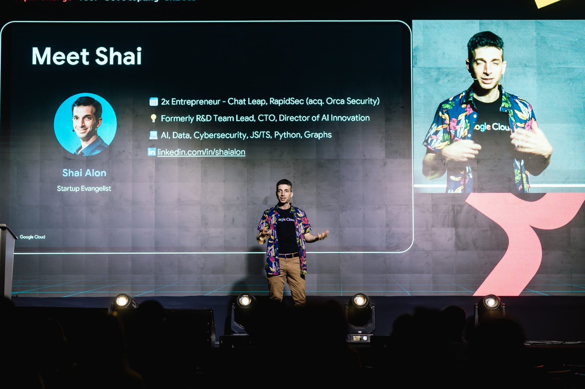 אמנות פוגשת בינה מלאכותית: הדור הבא של יצירות ה-AI | גיקטיים